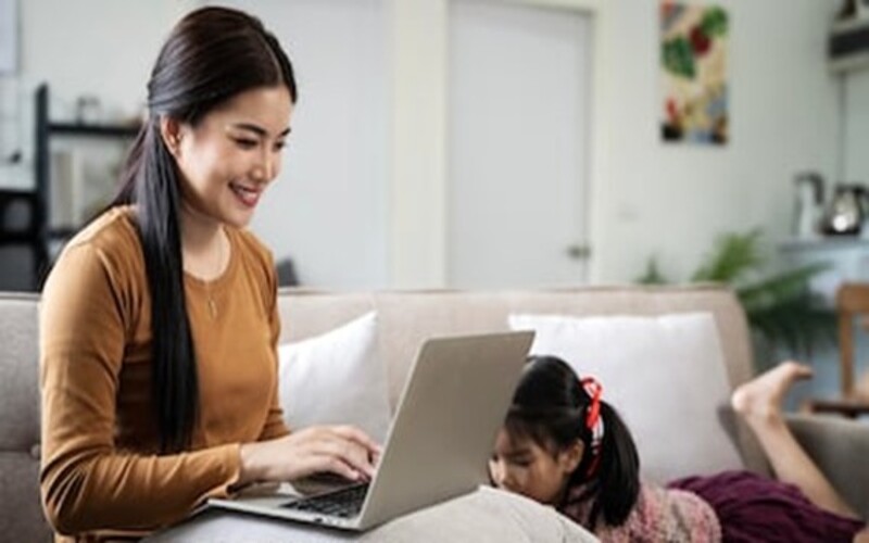 Parent-Friendly Label scheme promoting flexible working in the UAE is a ...